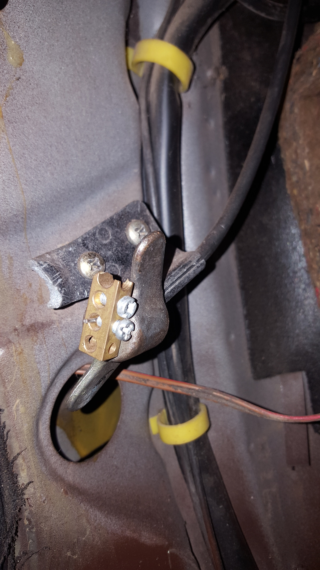 Трос капота… меняем! — Volkswagen Santana, 1,6 л, 1984 года | запчасти ...