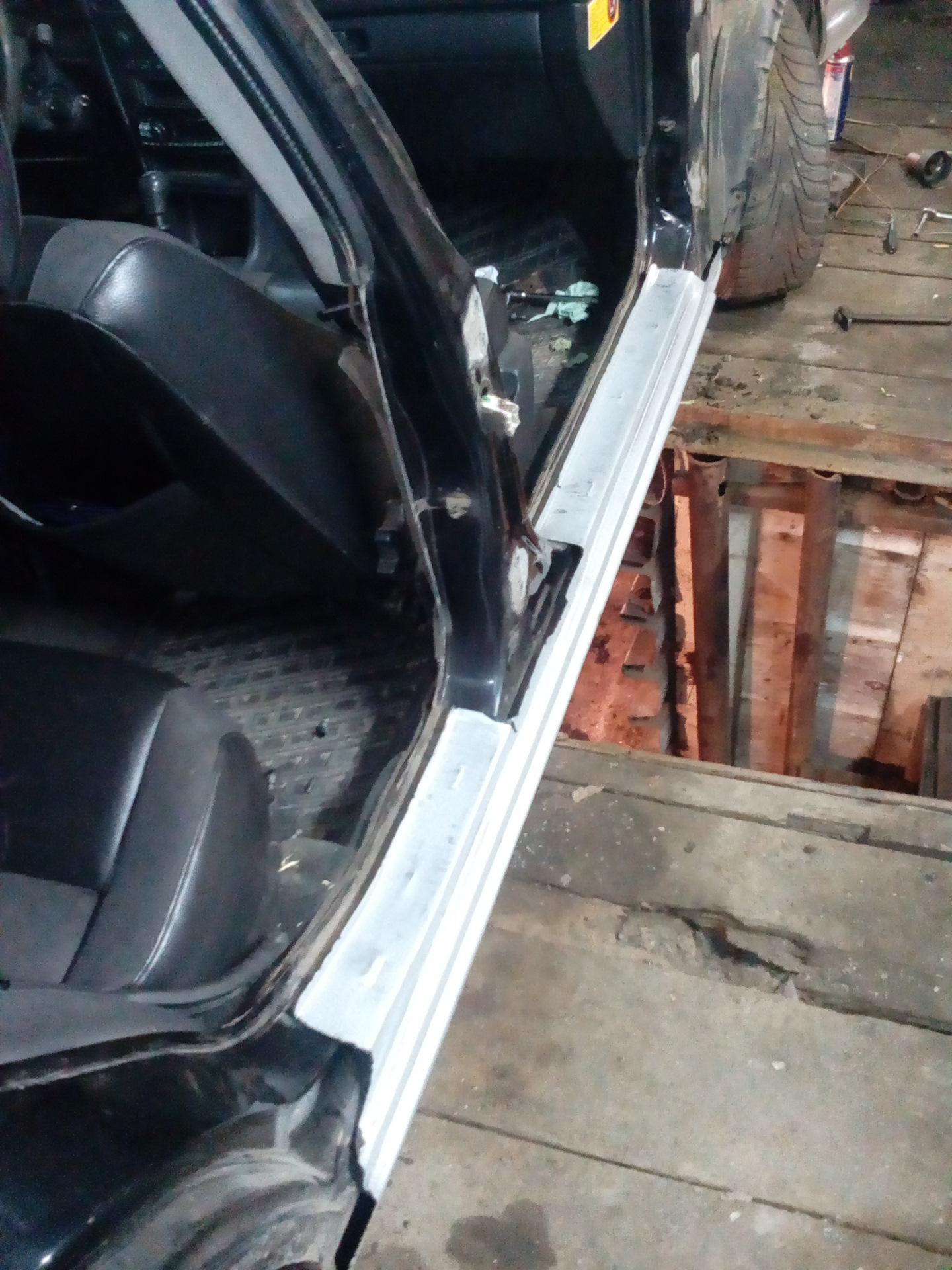 Ремонт порогов и крыльев. Часть 1. — Volvo V40 (1G), 1,6 л, 2003 года ...