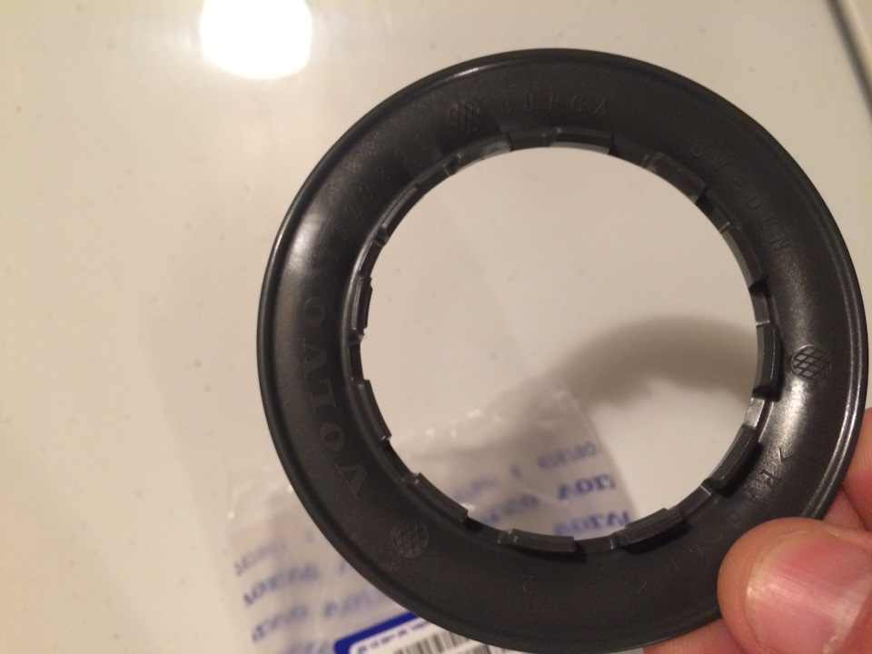 Передняя ступица — Volvo S40 (2G), 2 л, 2010 года | запчасти | DRIVE2