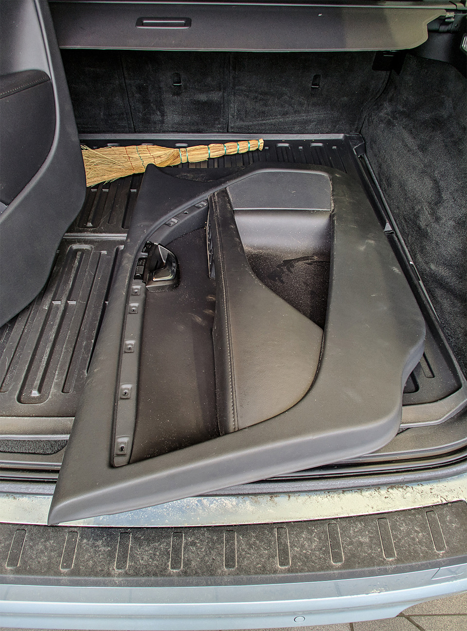 Leather Care 31375176 — больше кожи! — Volvo V70 III, 2,5 л, 2008 года ...