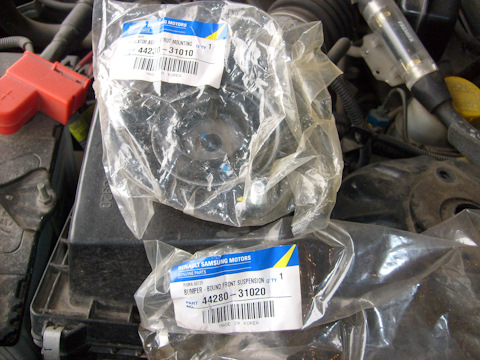 4423031010 Чашка переднего амортизатора RENAULT | Запчасти на DRIVE2