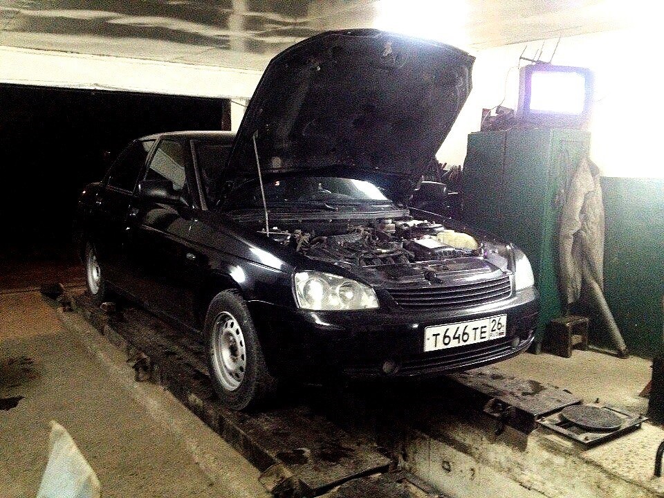 поменяли тросик сцепления — Lada Приора седан, 1,6 л, 2008 года ...