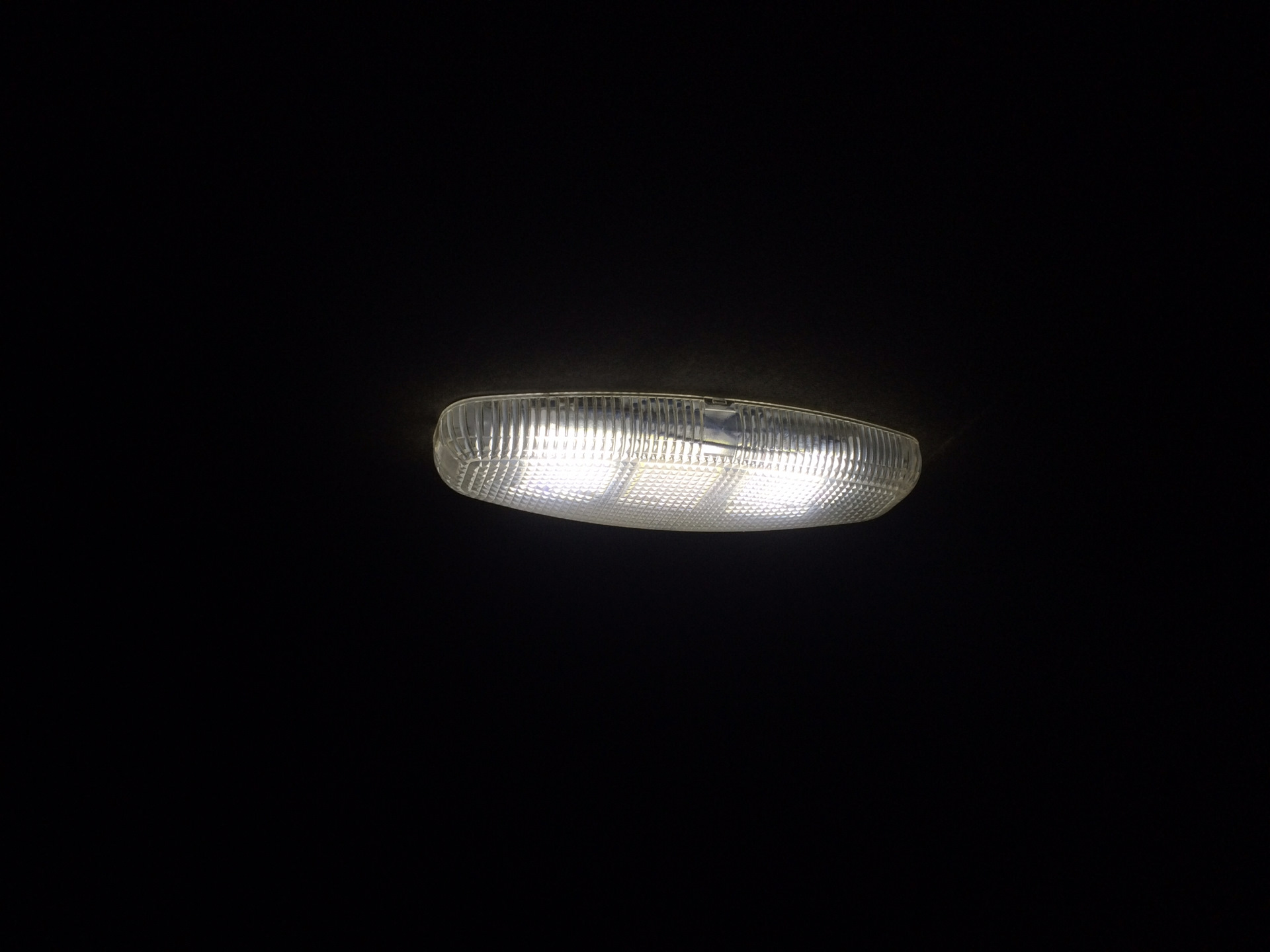 Диодный плафон.(LED освещение салона) — ГАЗ 3110, 2,3 л., 2001 года ...