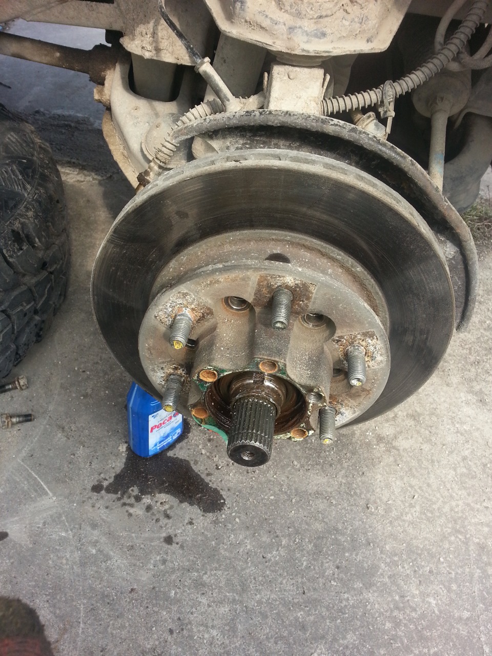 Замена подшипников ступицы. — ТагАЗ Tager 3D, 2,3 л, 2008 года | своими ...