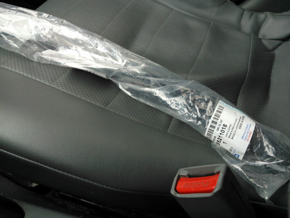 95211018 Поводок стеклоочистителя лобового стекла левый / Chevrolet ...