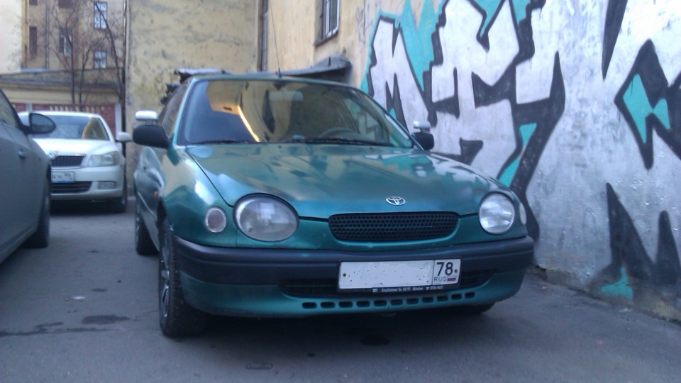 Toyota Corolla (110) 1.4 бензиновый 1998 | 4E-FE 110 Liftback 1.4 на DRIVE2