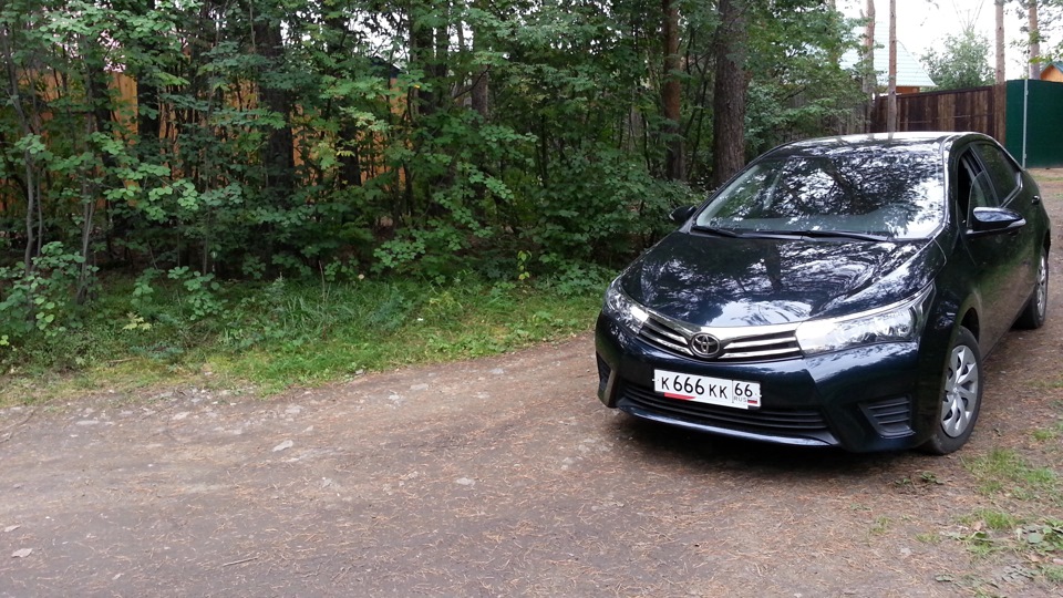 Toyota Corolla (160) 1.6 бензиновый 2013 | 1H2 на DRIVE2