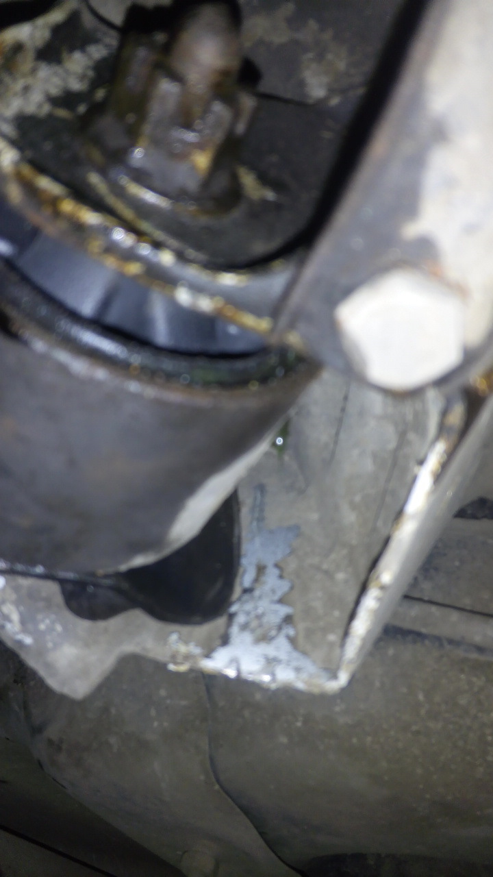 Сайлент блоки задней балки Emgrand ec7 — Geely Emgrand EC7 FE-1, 1,8 л ...