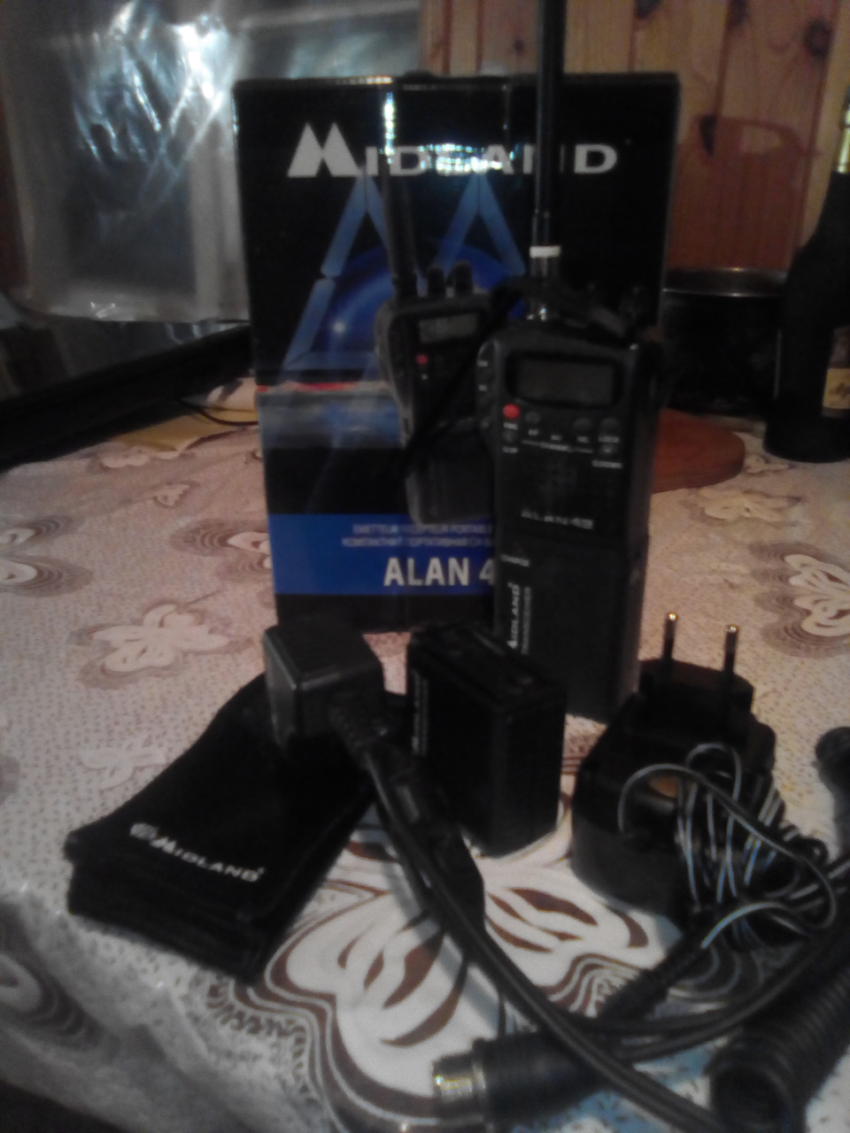 Переносная СВшка Alan-42 — УАЗ 3962, 3 л, 2008 года | аксессуары | DRIVE2