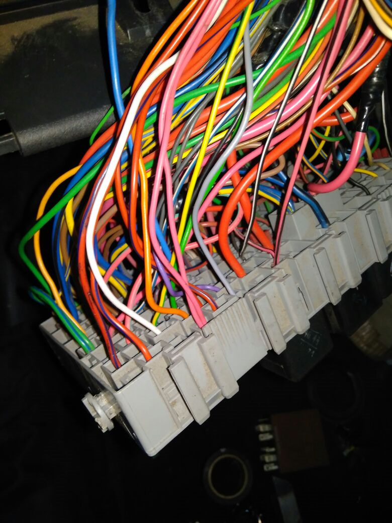 Установка блока управления стеклоочистителями от Ауди — DRIVE2