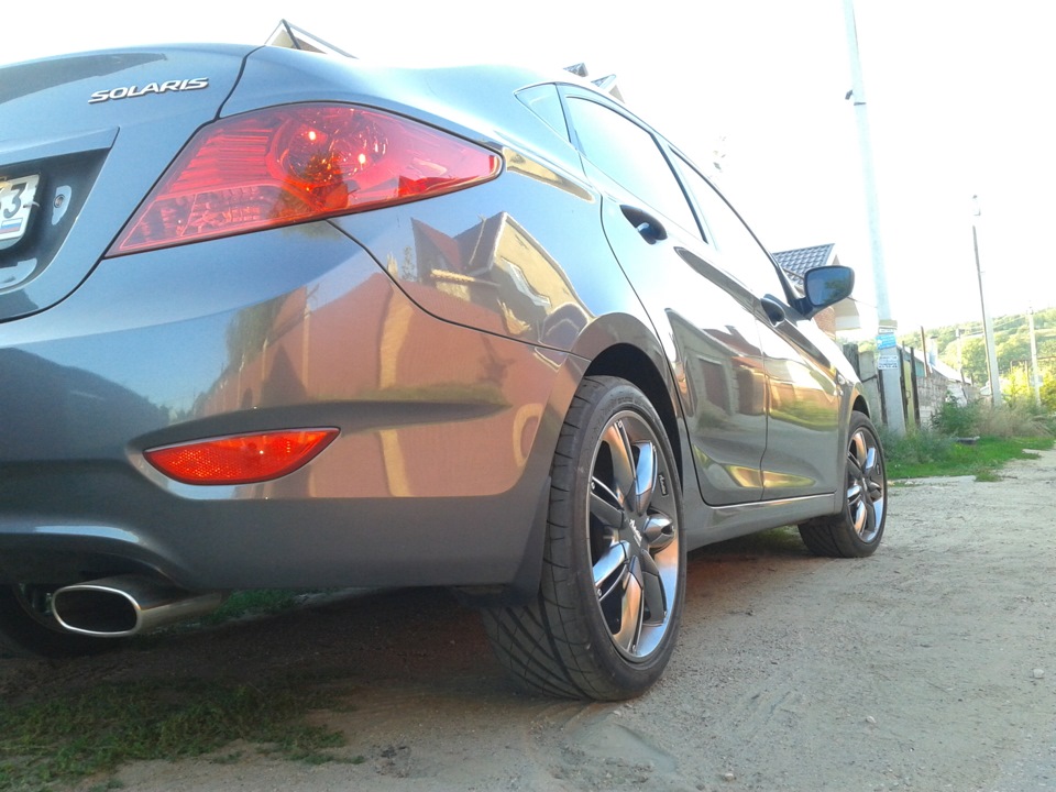 новые тапки. поменял Work на Advanti SE25… — Hyundai Solaris (1G), 1,6 ...