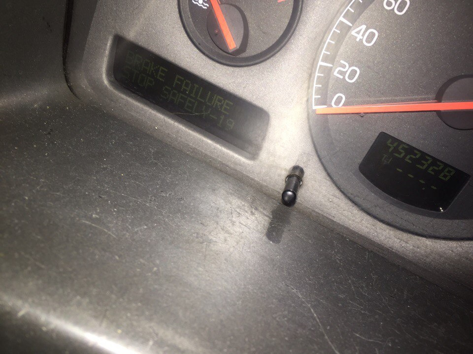 Heeeelp! — Volvo S80 (1G), 2,5 л, 2000 года | поломка | DRIVE2