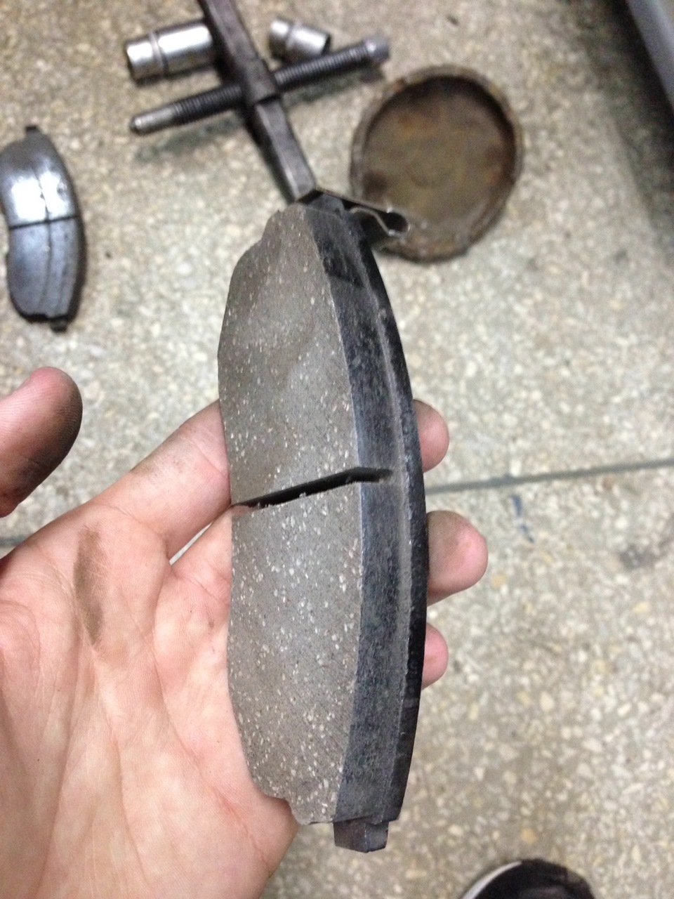 Установка облегеченных роликов и шкива коленвала. Зимняя резина, смена ...