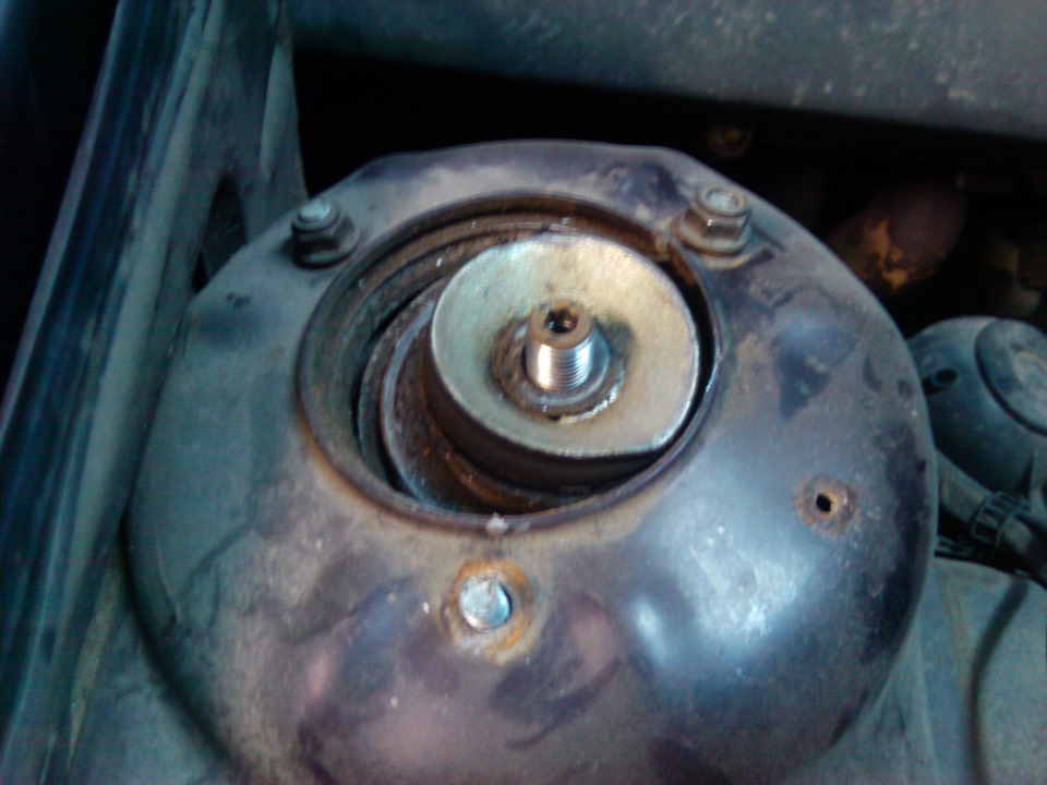 Замена передних опор — BMW 5 series (E34), 2,5 л, 1992 года | своими ...