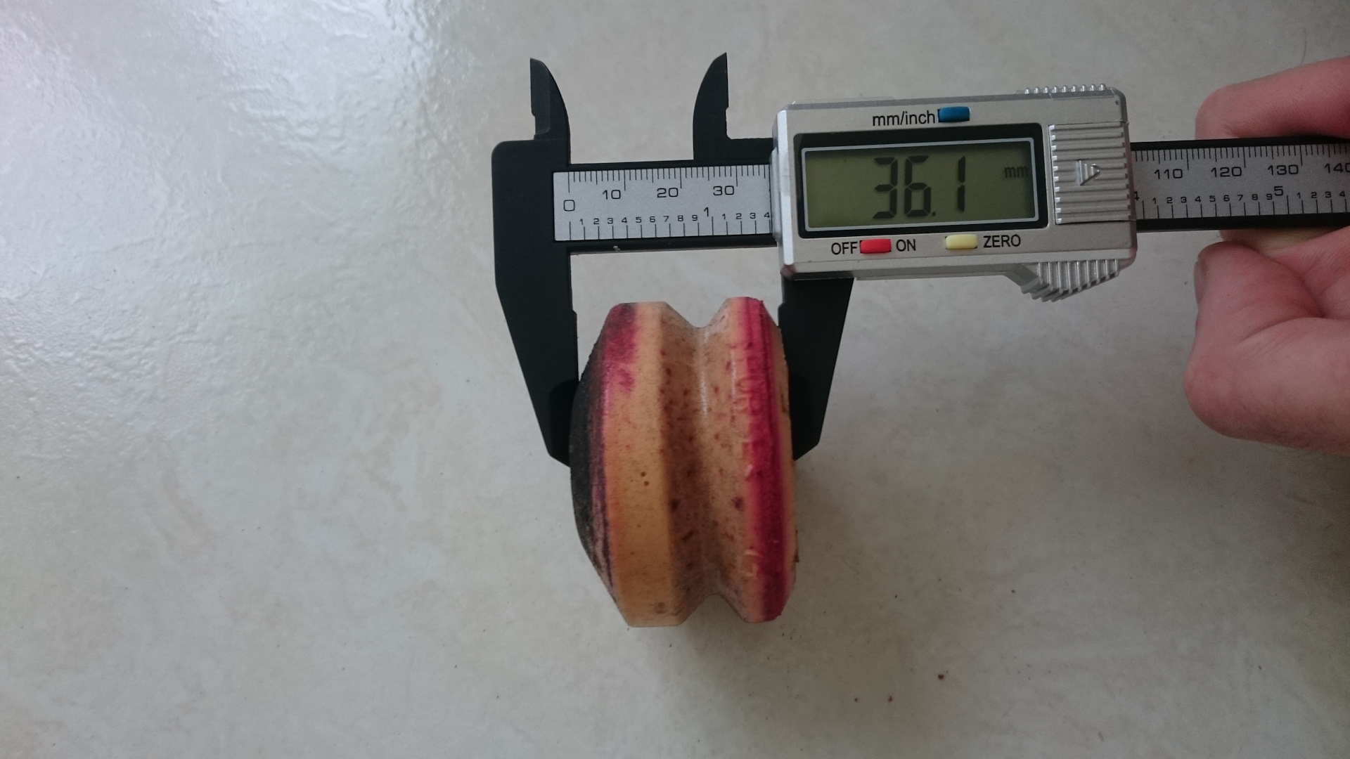 Замена опоры переднего амортизатора / Выпирает шток амортизатора ...