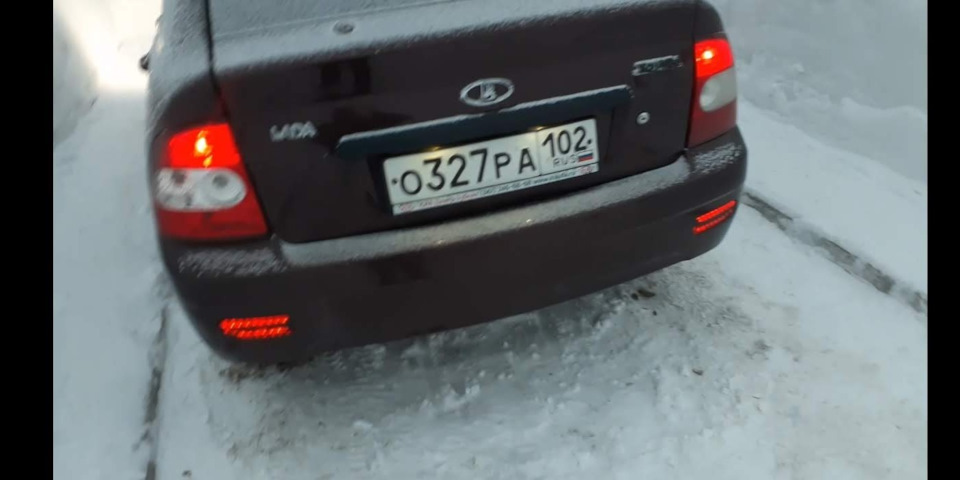 Наклейка в стиле порше — Lada Приора хэтчбек, 1,6 л, 2012 года | тюнинг ...