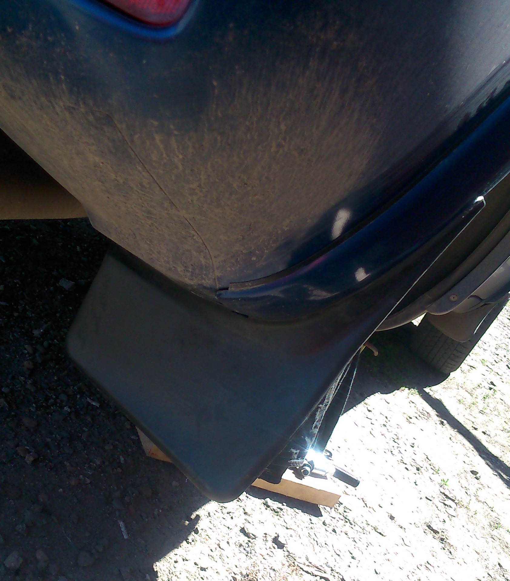 Брызговики — 2 — Toyota RAV4 (II), 2 л, 2003 года | аксессуары | DRIVE2