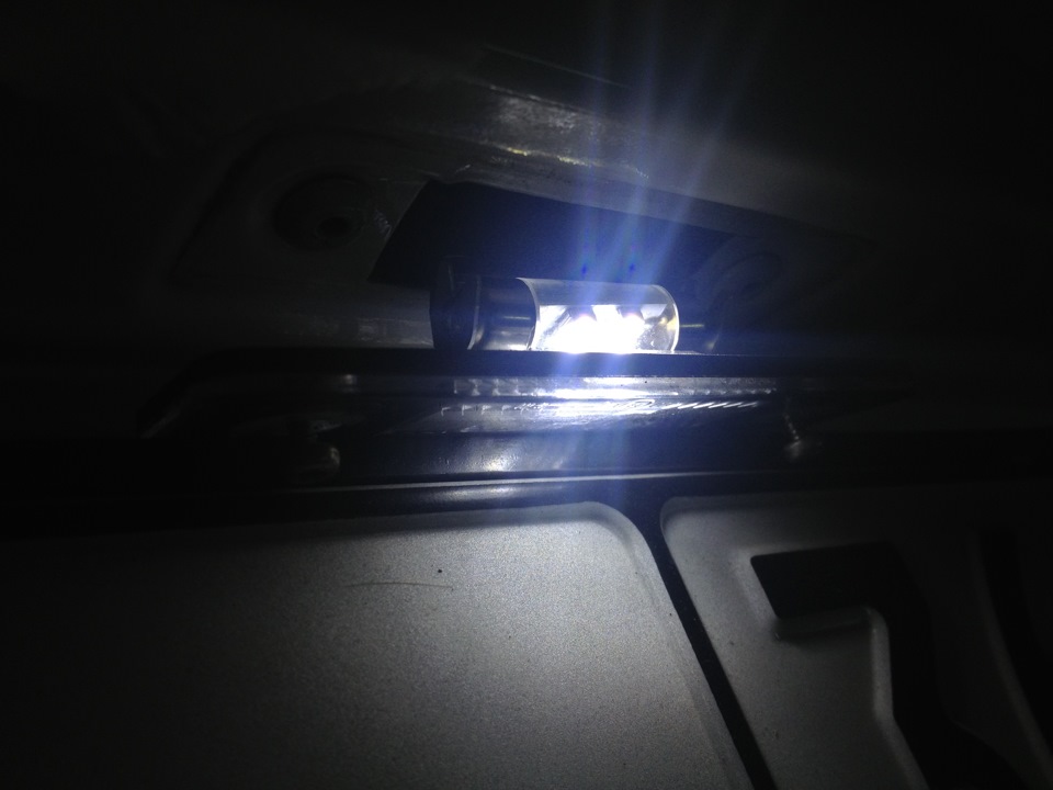 LED подсветка номера)) — Skoda Octavia A5 Mk2, 1,8 л, 2011 года ...