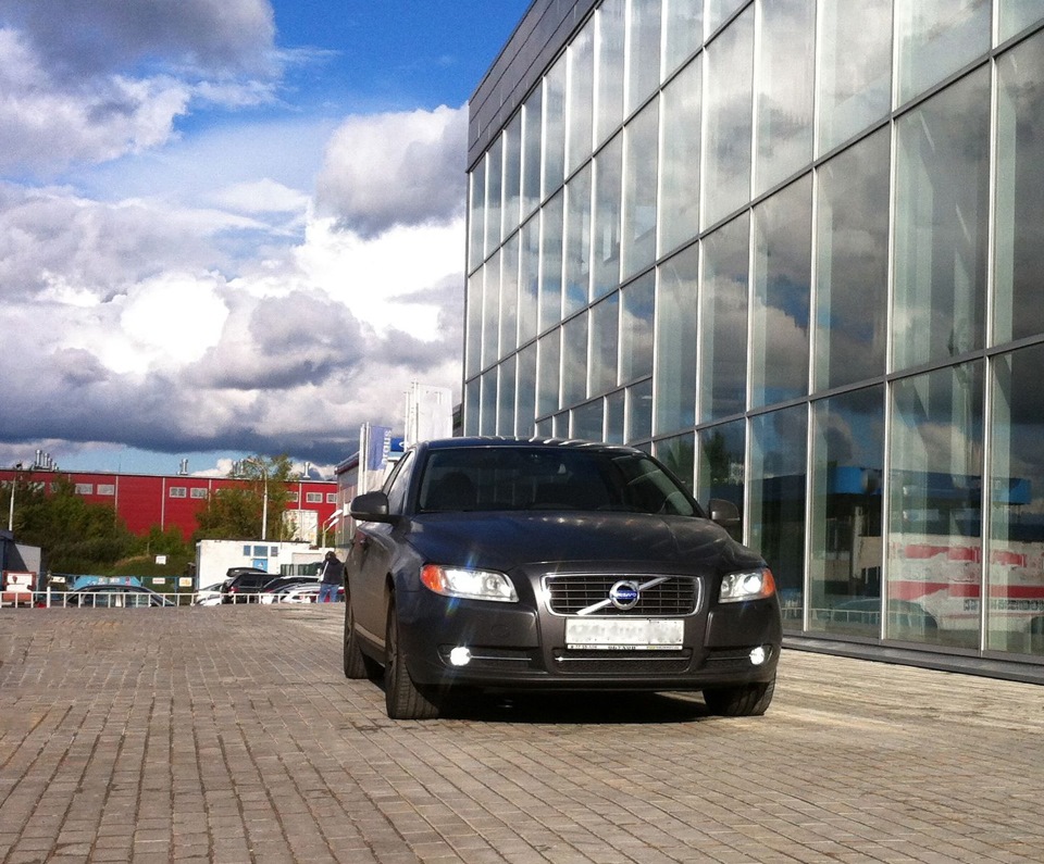 Ходовые огни в противотуманные фары (ДХО) — Volvo S80 (2G), 2,5 л, 2011 ...