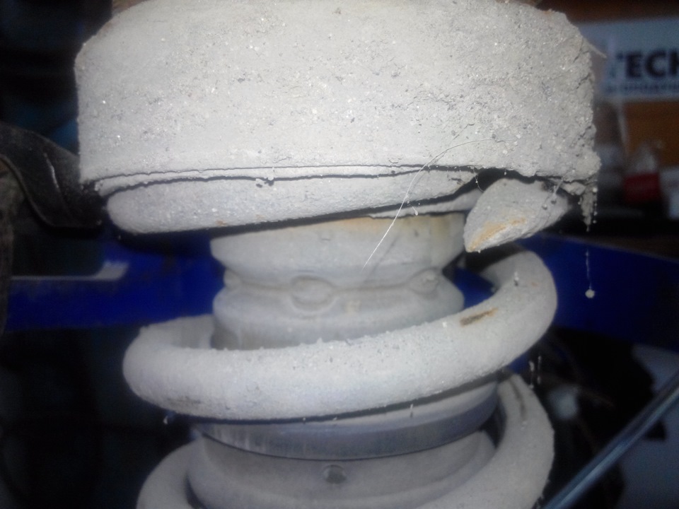 Замена элементов задней подвески и печалька — BMW 5 series (E34), 2,5 л ...