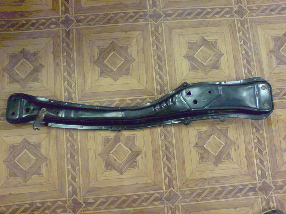 Замена вертикальных сайлентблоков передних рычагов и еще помелочи ...