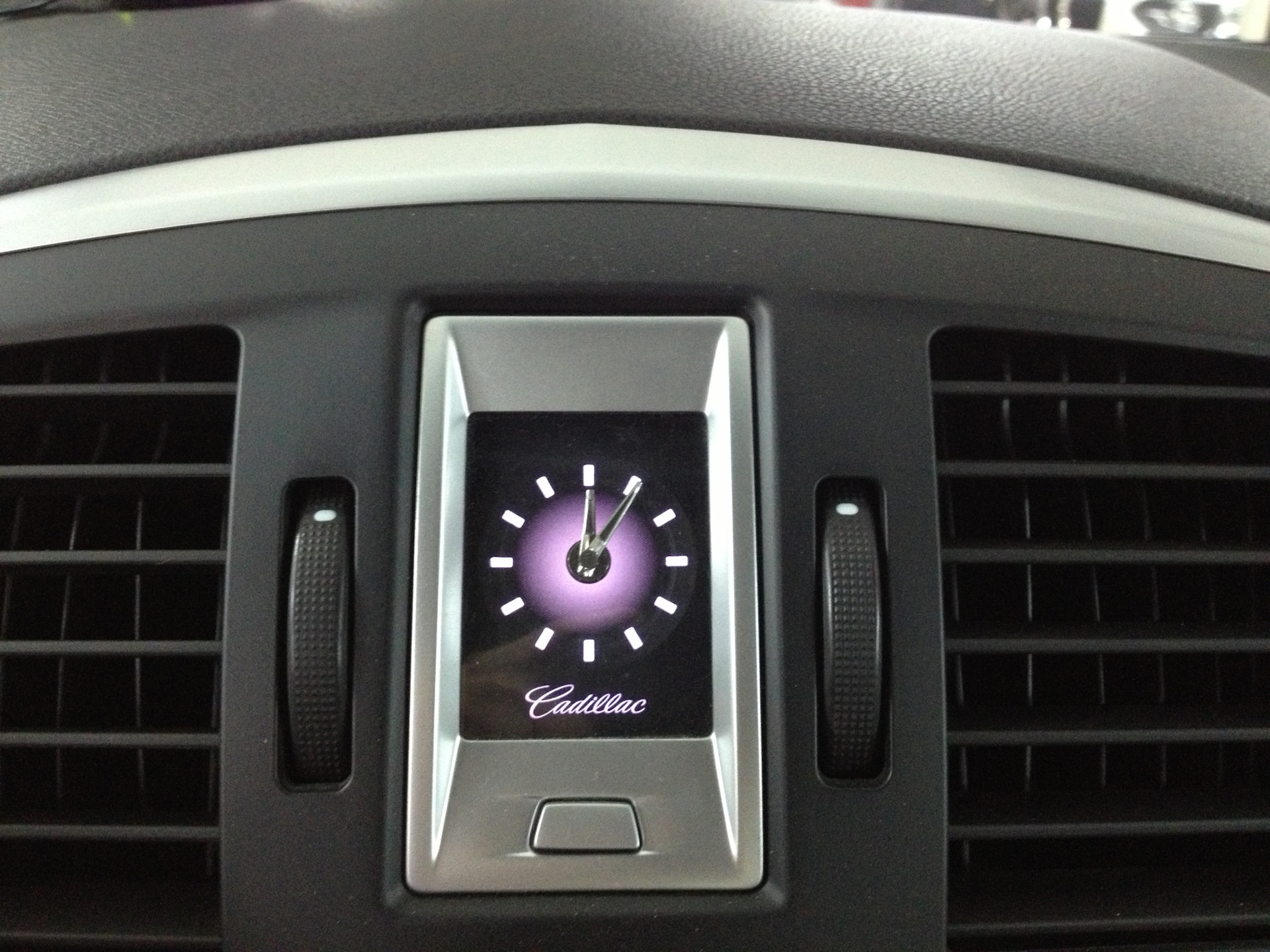 Фотографии салона — Cadillac BLS, 2,8 л, 2008 года | фотография | DRIVE2