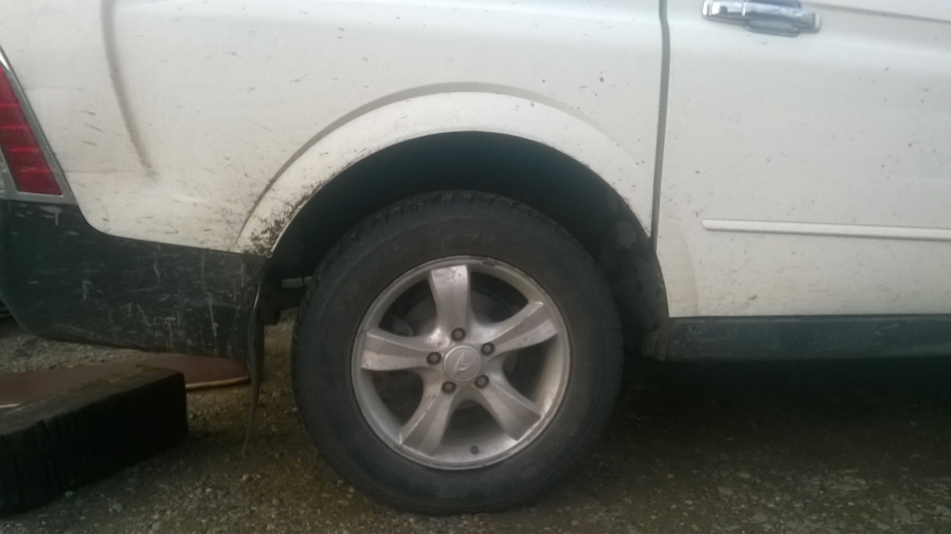 задние пружины — SsangYong Actyon Sports (1G), 2 л, 2008 года | своими ...