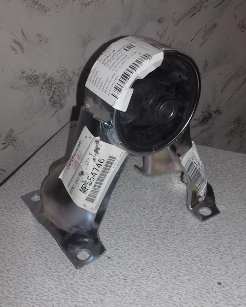 MR554746 ОПОРА ДВИГАТЕЛЯ ЗАДНЯЯ Mitsubishi | Запчасти на DRIVE2