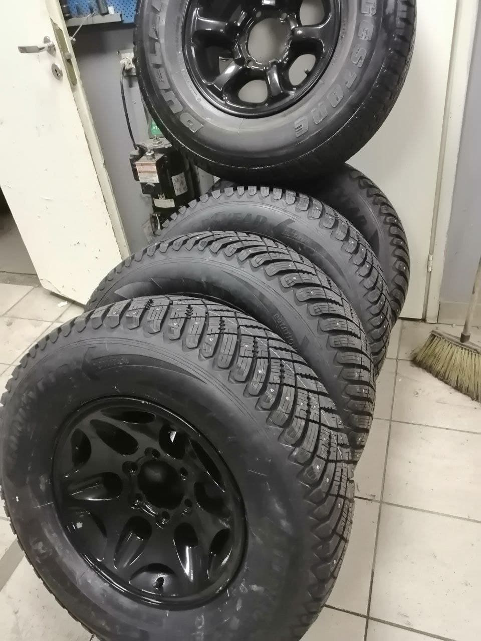 Зима GoodYear Ultra Grip Ice Arctic SUV 265/70 R16 112T — Mitsubishi ...