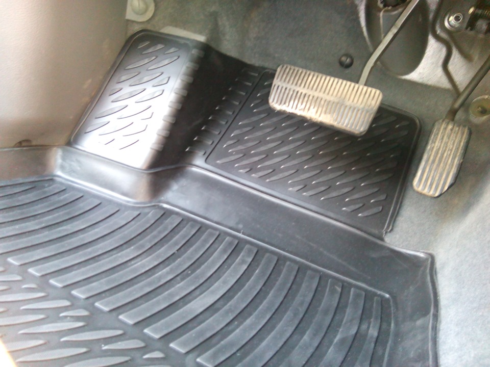 Обещанные фотки ковров — Chevrolet Lacetti 5D, 1,6 л, 2012 года ...