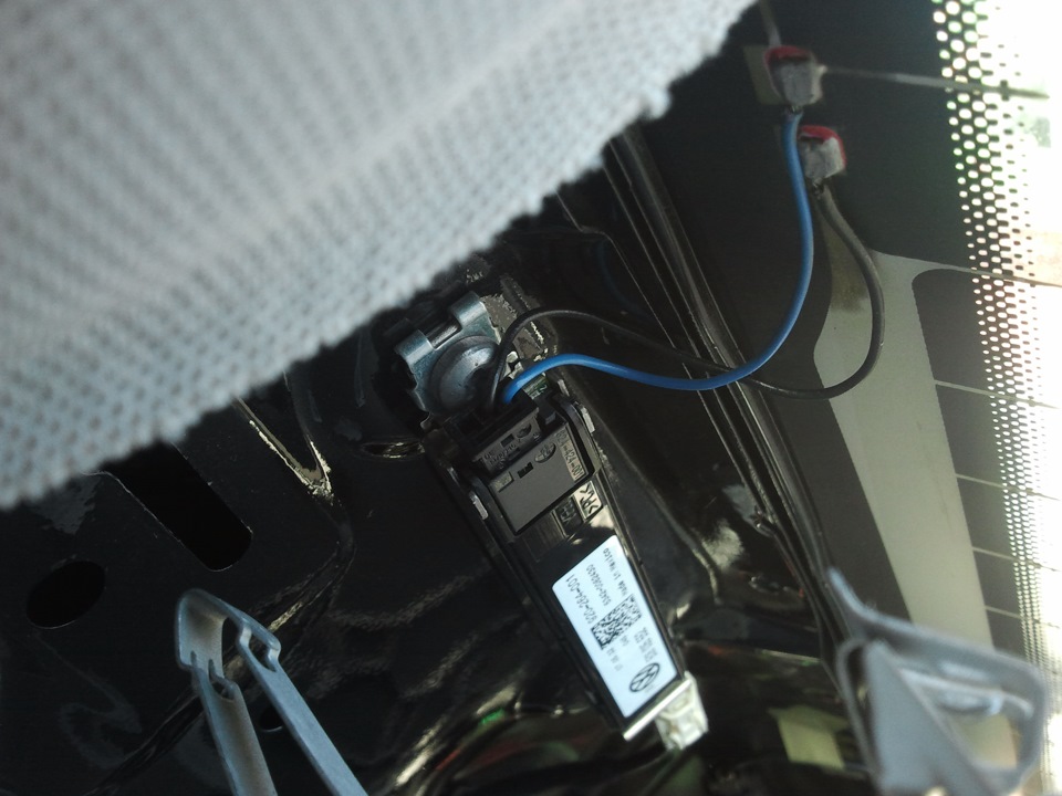 Замена Музыки. Этап первый. ч2. Протяжка кабеля — Volkswagen Jetta VI ...