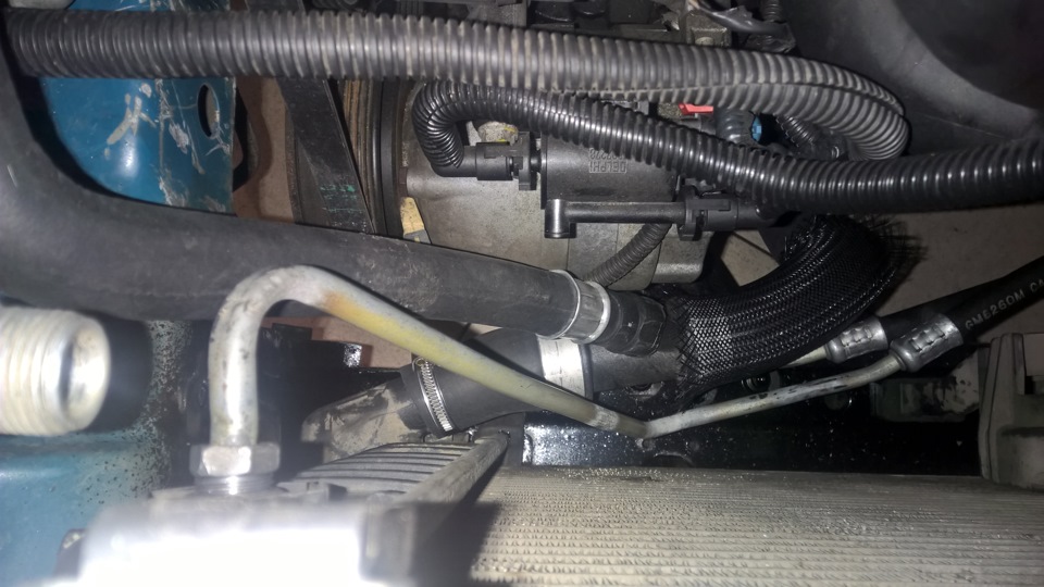 Шланги тосольные и АКПП — Pontiac Grand Am, 2,4 л, 1995 года | своими ...