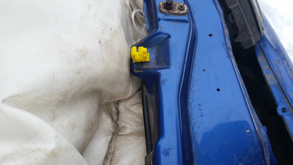 1000 мелочей или фиксаторы стойки капота, крючок капота, зеркало в ...