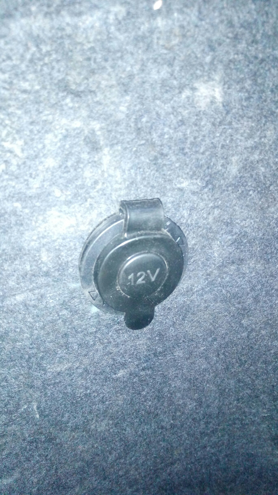 Инсталлирован прикуриватель в багажник — Toyota Caldina (190), 2 л ...
