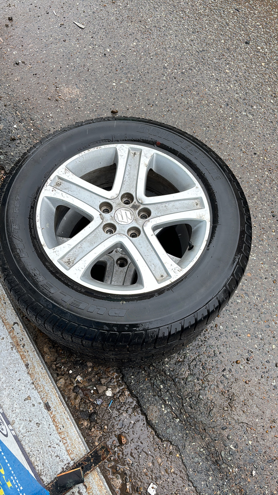 Заводские диски r17 Suzuki Grand Vitara — Suzuki Grand Vitara (2G), 2,4 л, 2011 года | колёсные ...