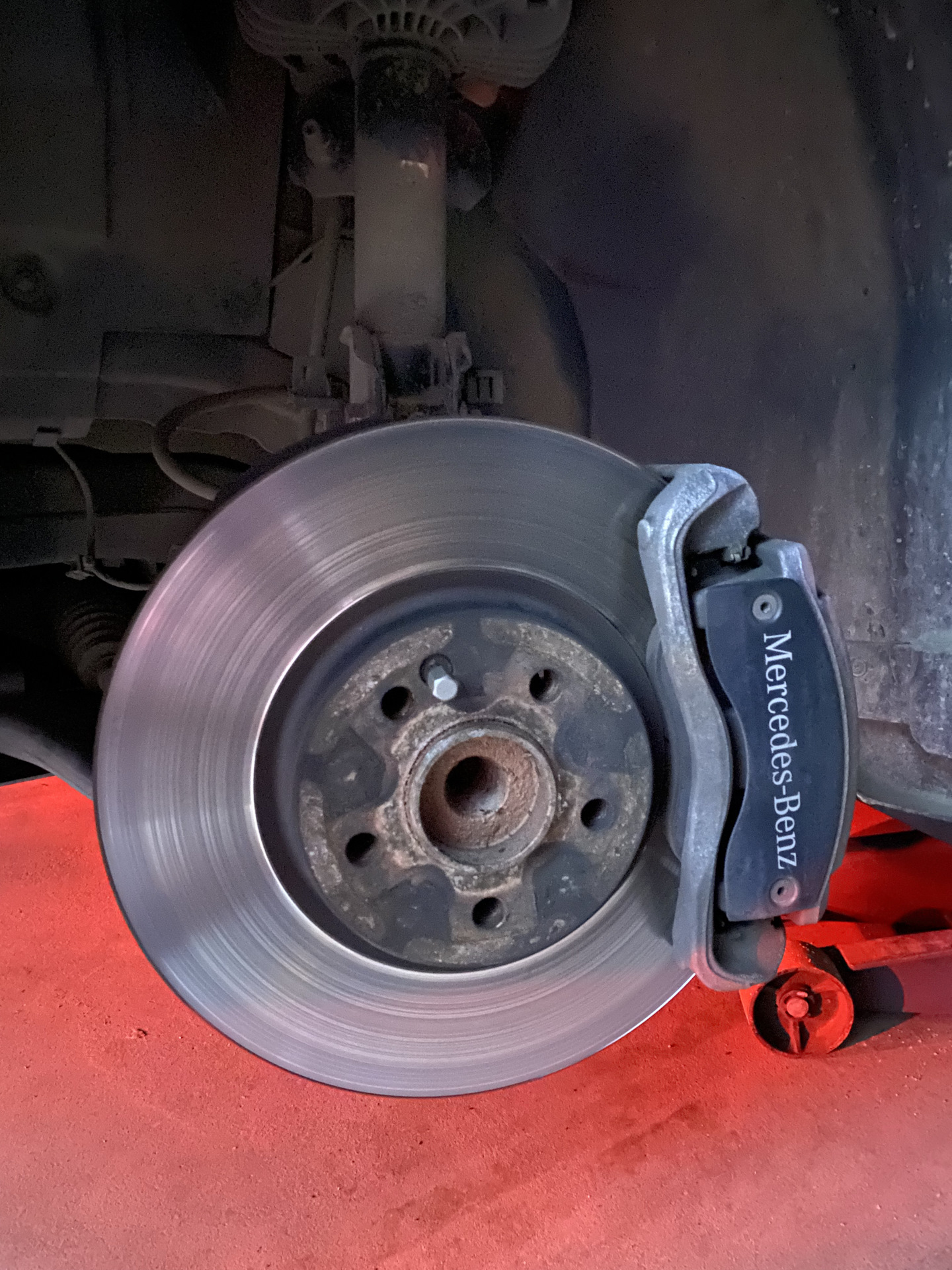 Тормоза такие тормоза — Mercedes-Benz V-Class (W447), 2,1 л, 2014 года ...