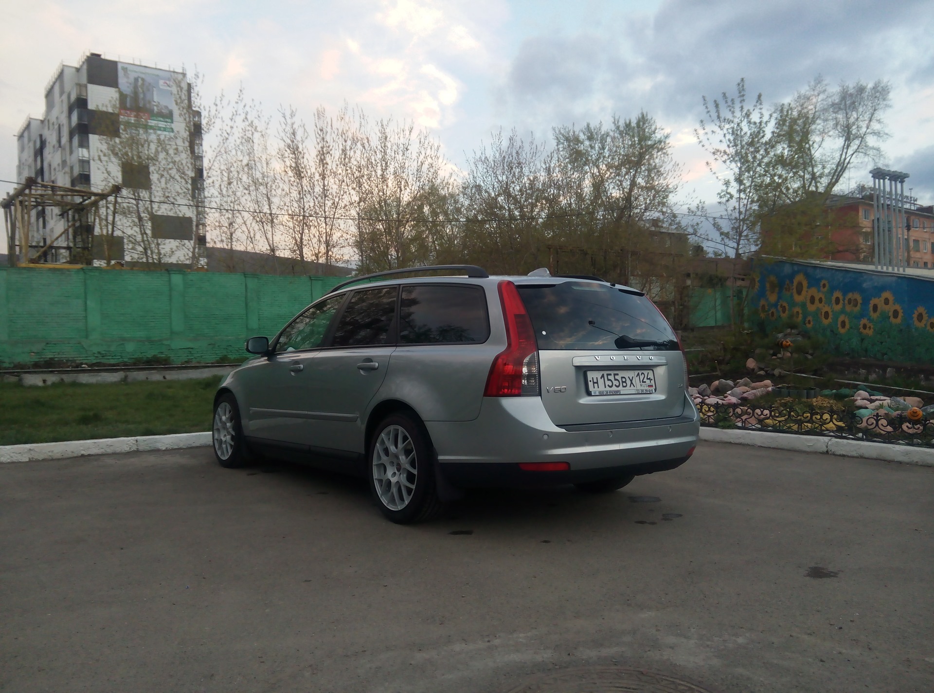 Бесплатная мойка (заправься на АЗС 3 раза) — Volvo V50, 2,4 л, 2008 ...