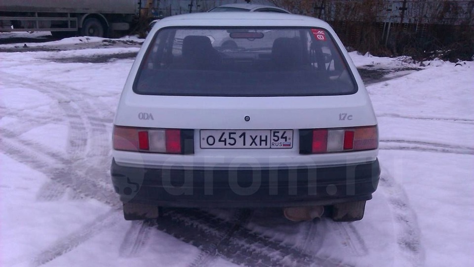 подлокотник — ИЖ 2126, 1,7 л, 2003 года | аксессуары | DRIVE2