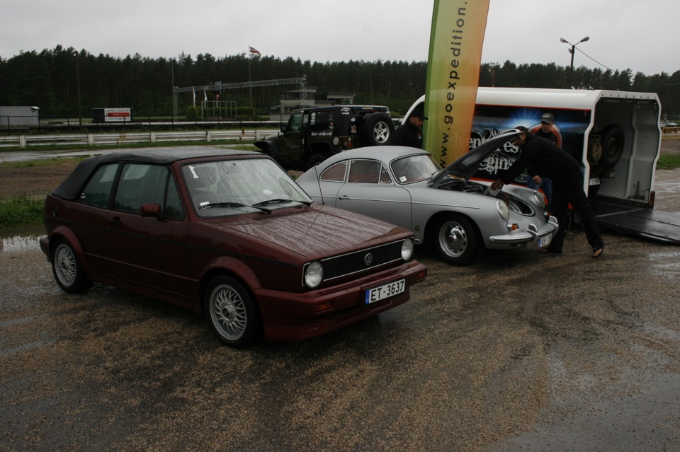 Youngtimer Rally 2013 — Volkswagen Golf Cabriolet Mk1, 1,8 л, 1992 года | покатушки | DRIVE2