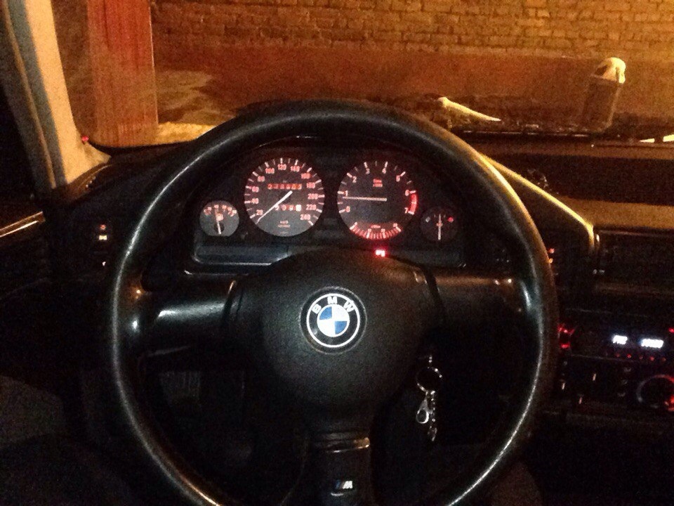 Руль М-Тех2 — BMW 5 series (E34), 2 л, 1990 года | просто так | DRIVE2