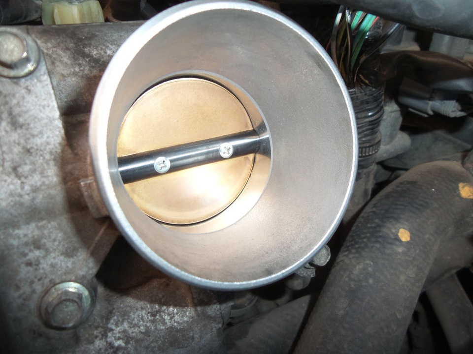 чистка дросселя и форсунок в ультрозвуковой ване — Mazda 3 (1G) BK, 2,5 ...