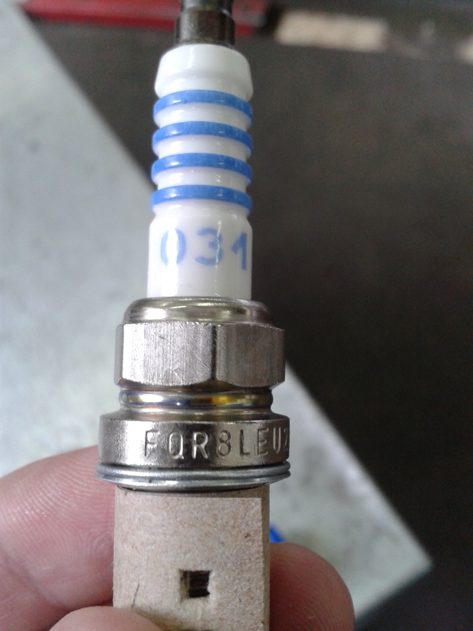 Замена свечей — Opel Astra J, 1,6 л, 2011 года | визит на сервис | DRIVE2