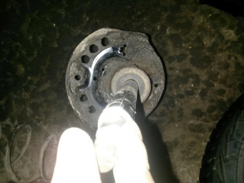 Замена передних амортизаторов на Kayaba №№339257, 339258 — KIA Ceed (1G ...