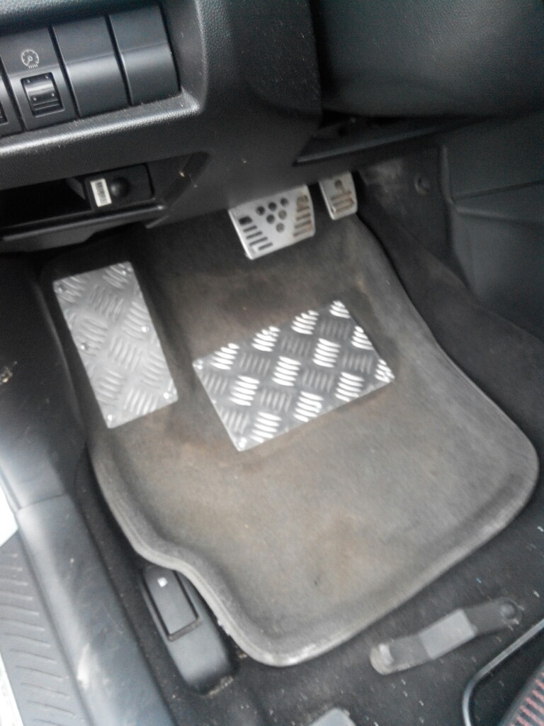 Коврик под ноги hand made :-) — Mazda 3 (1G) BK, 1,6 л, 2004 года ...