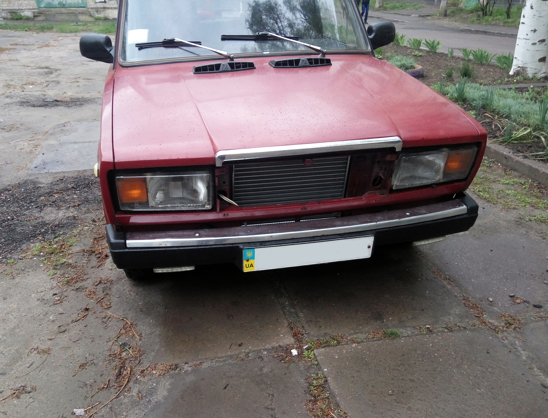 Замена радиатора охлаждения — Lada 2107, 1,5 л, 1987 года | своими ...