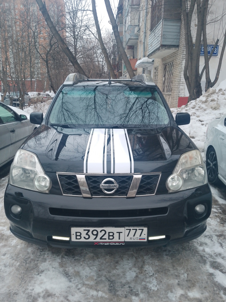 Продолжение по наклейкам — Nissan X-Trail II (t31), 2,5 л, 2010 года ...