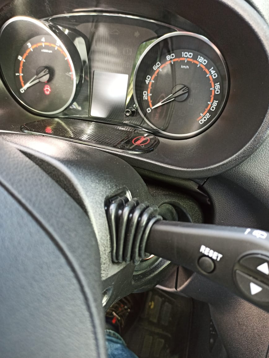 Пыльники подрулевых перекелючателей — Lada Гранта (2G) FL, 1,6 л, 2020 ...
