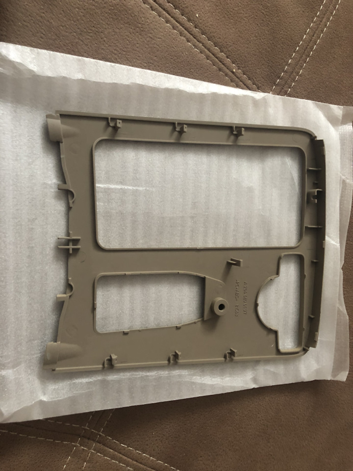 A2046800107 Накладка Mercedes | Запчасти на DRIVE2