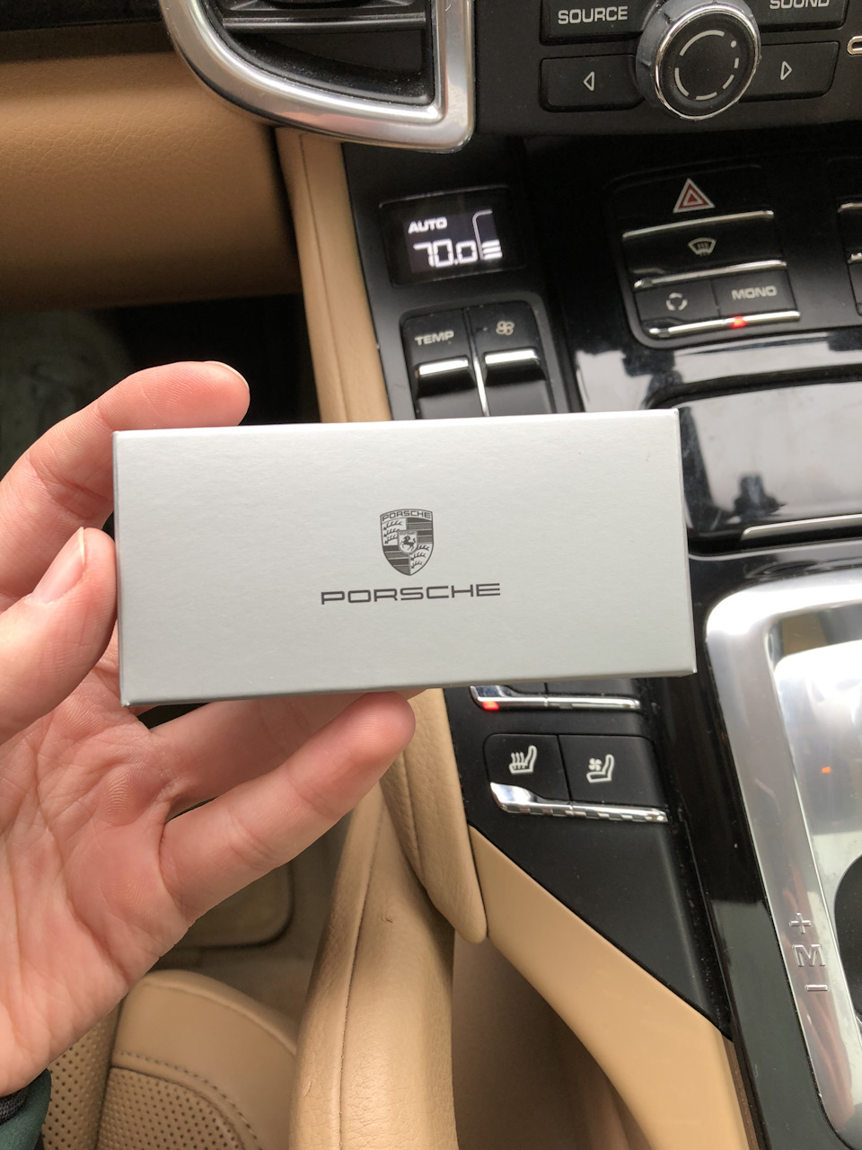 Посоветуйте ароматизатор ? И ништячек ) — Porsche Cayenne (2G) 958, 3,6 л, 2012 года ...