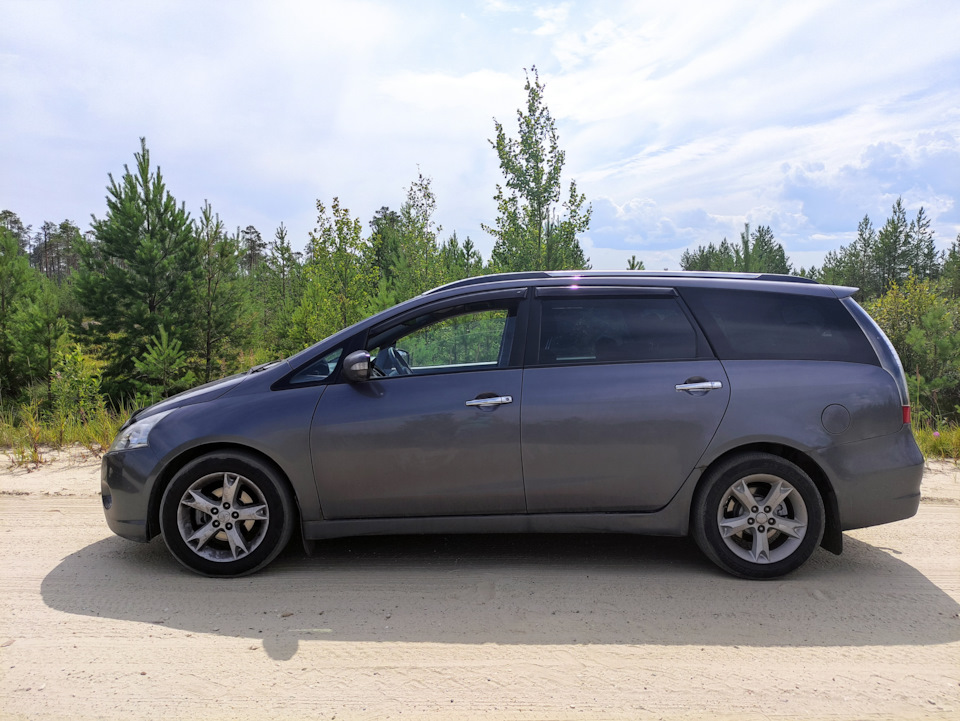 Было больно, но необходимо (грм, колодки, ролики, задние амортизаторы ...